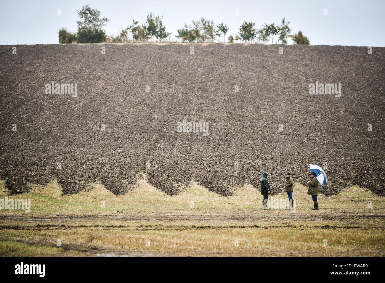 Ploughing fields hi-res stock photography and images - Alamy