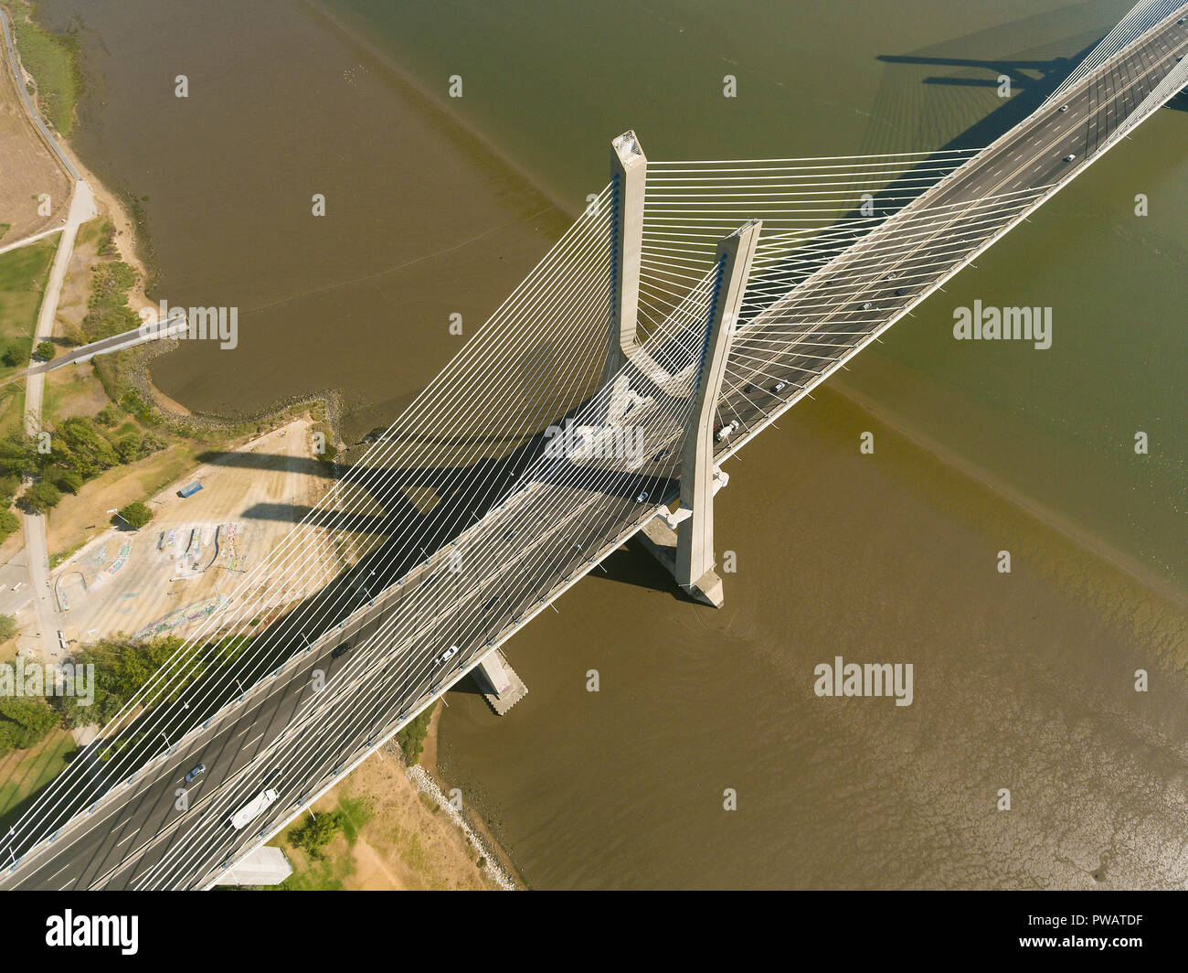 Vasco da gama bridge aerial hi-res stock photography and images - Alamy