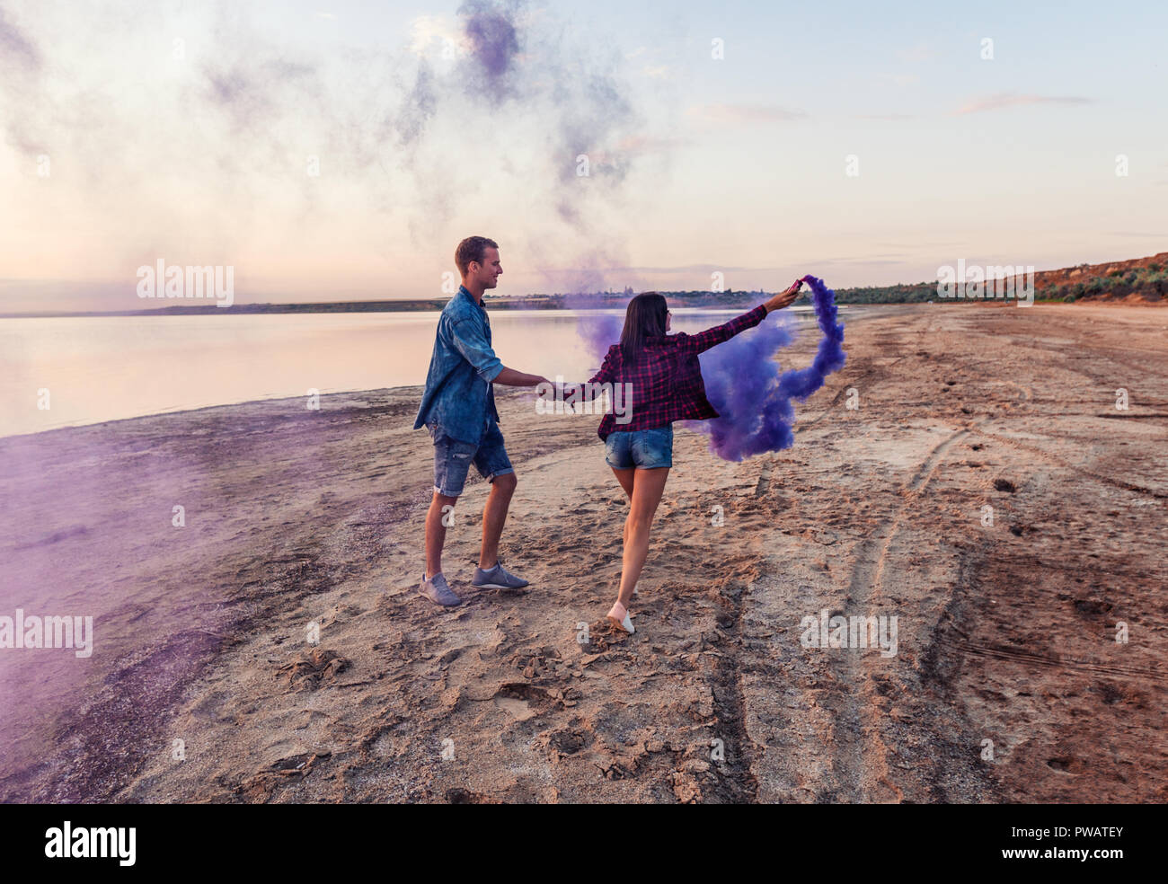 Hand signalling hi-res stock photography and images - Alamy