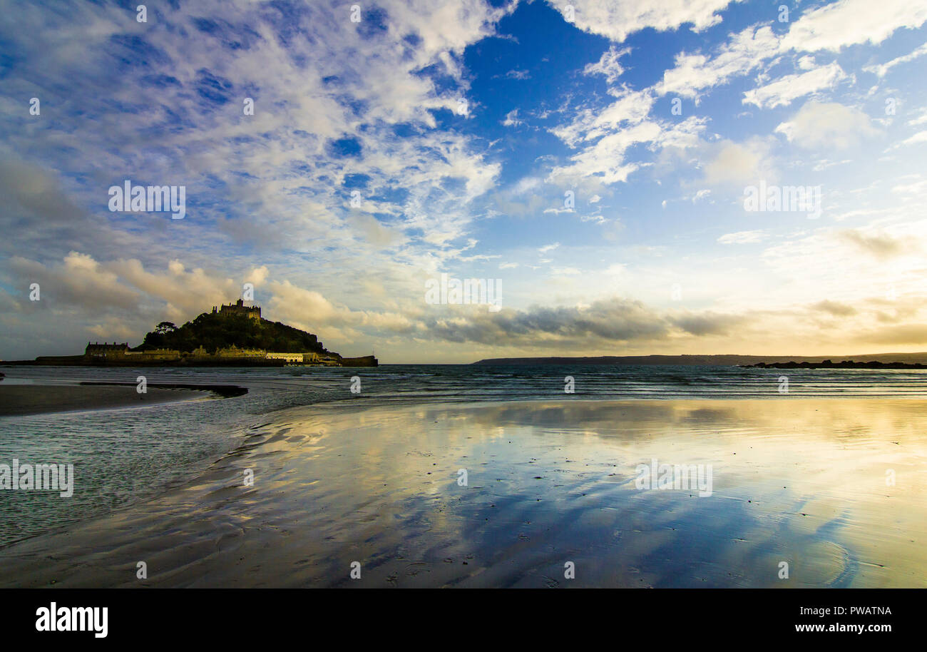 Tidal island hi-res stock photography and images - Alamy