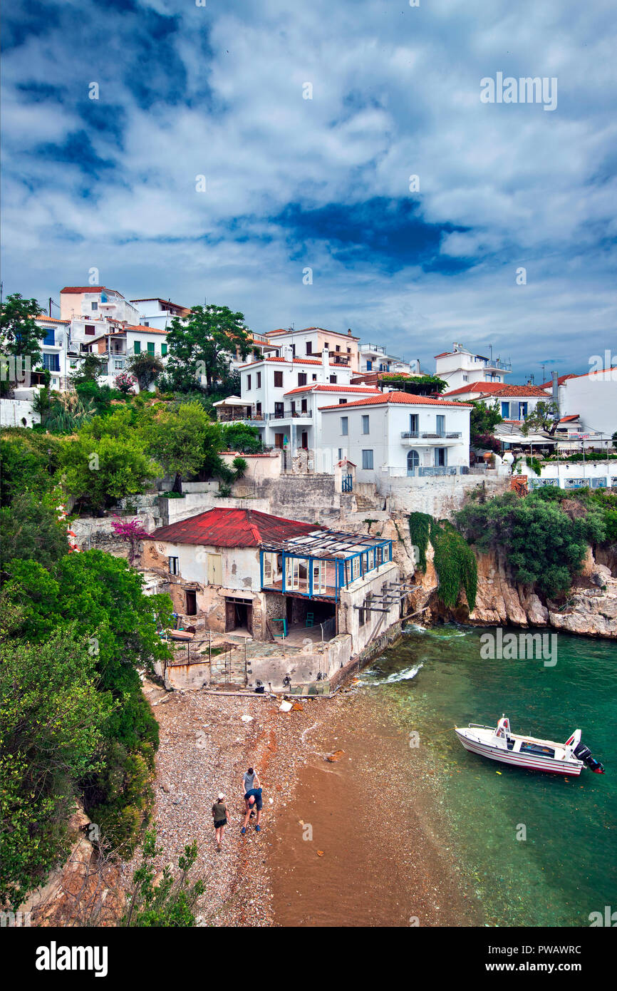 Tarsanas hi-res stock photography and images - Alamy