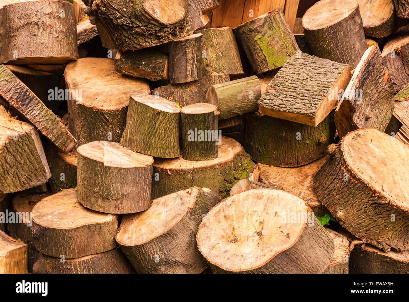 Haphazard stack hi-res stock photography and images - Alamy