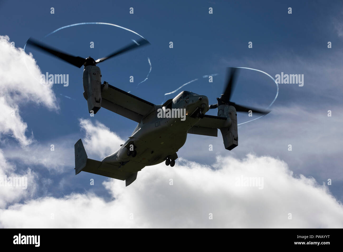 An MV-22B Osprey assigned to Marine Medium Tiltrotor Squadron 363 (VMM ...