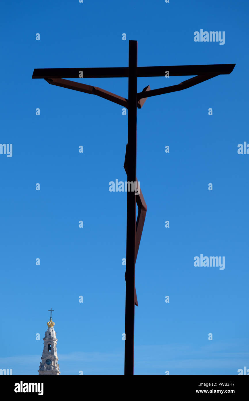 Steel cross hi-res stock photography and images - Alamy