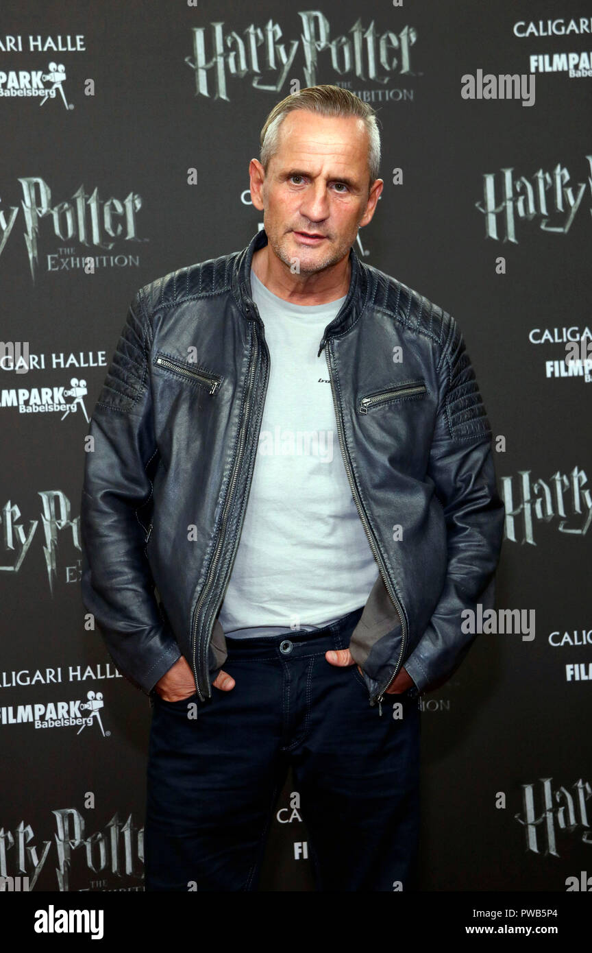 Harry potter the exhibition hi-res stock photography and images - Alamy