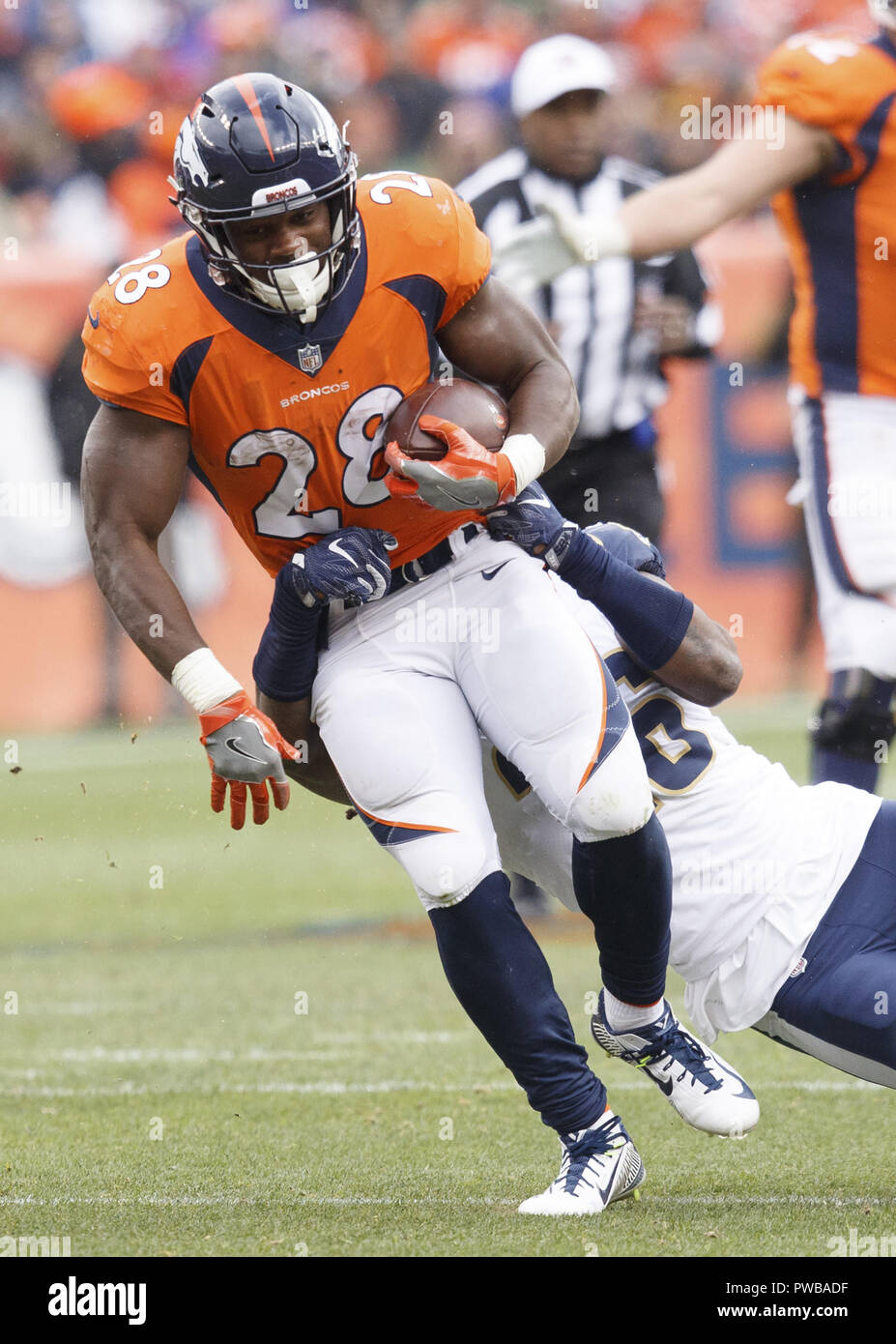 Denver, Colorado, USA. 14th Oct, 2018. Broncos RB ROYCE FREEMAN, center ...