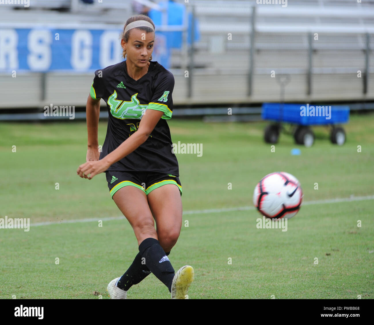 University of south florida soccer hi-res stock photography and images ...