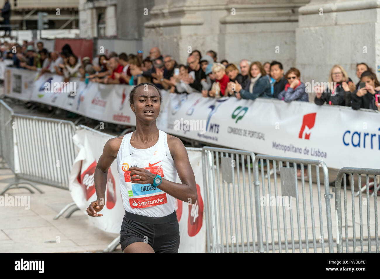 Edp lisbon marathon hi-res stock photography and images - Alamy