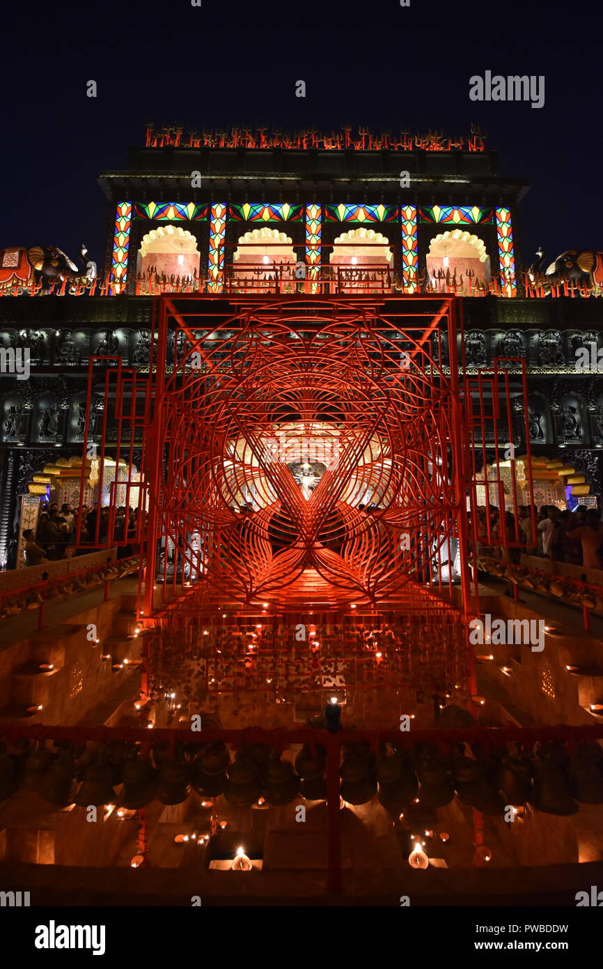Kolkata, India. 15th October, 2018. Community Durga Puja Pandal ...