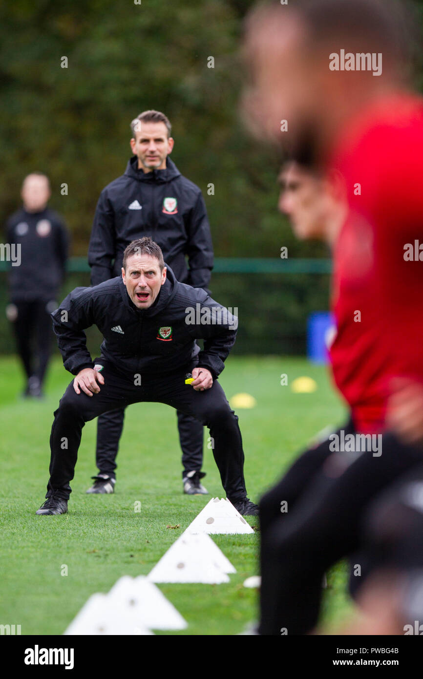 Tony strudwick hi-res stock photography and images - Alamy