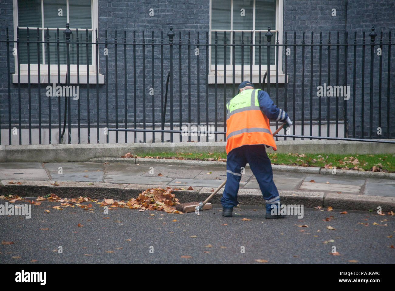 London,UK. 15th october 2018. A council worker from Westminster council ...