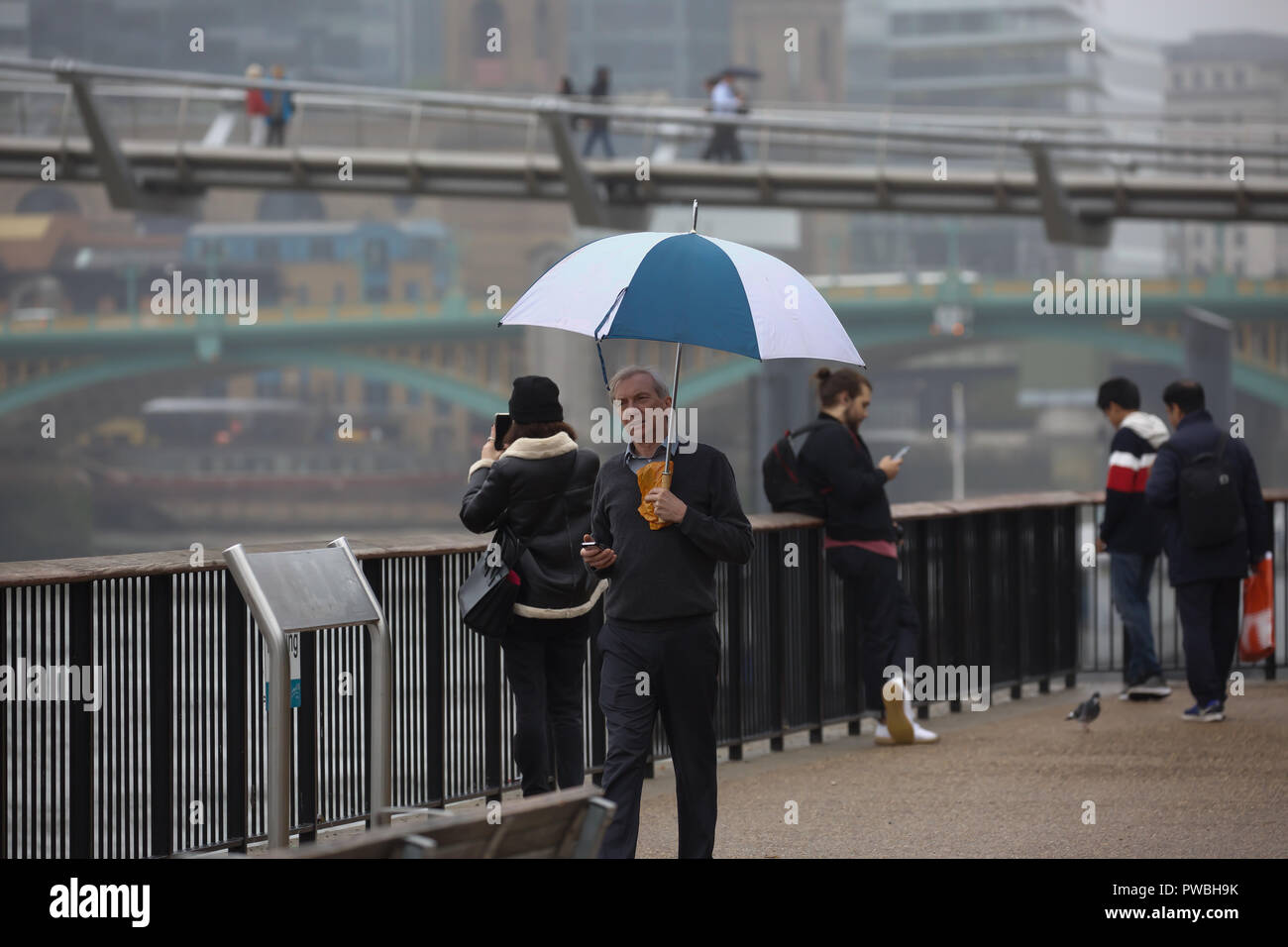 London,UK,15th October 2018,Wet and miserable Autumnal day in Central ...