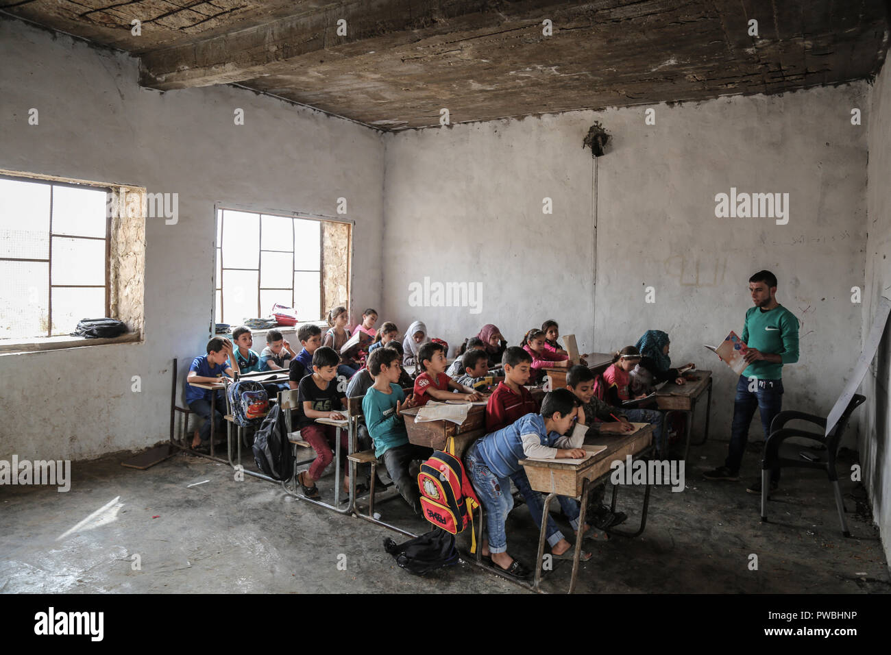 Turkish school classroom hi-res stock photography and images - Alamy