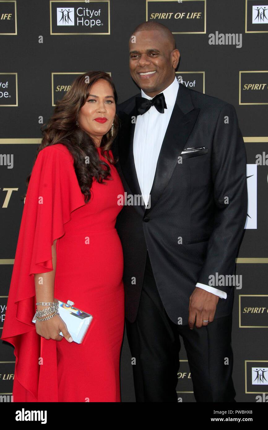 Santa Monica, CA. 11th Oct, 2018. Angie Platt, Jon Platt at arrivals ...