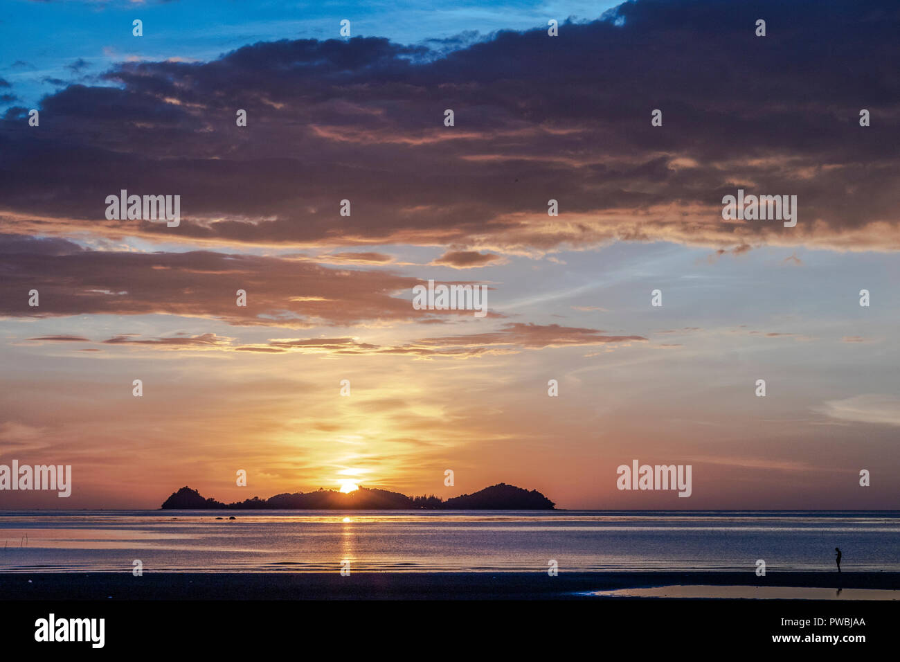 Sunset Kota Kinabalu coast Sabah Malaysia Borneo Stock Photo - Alamy