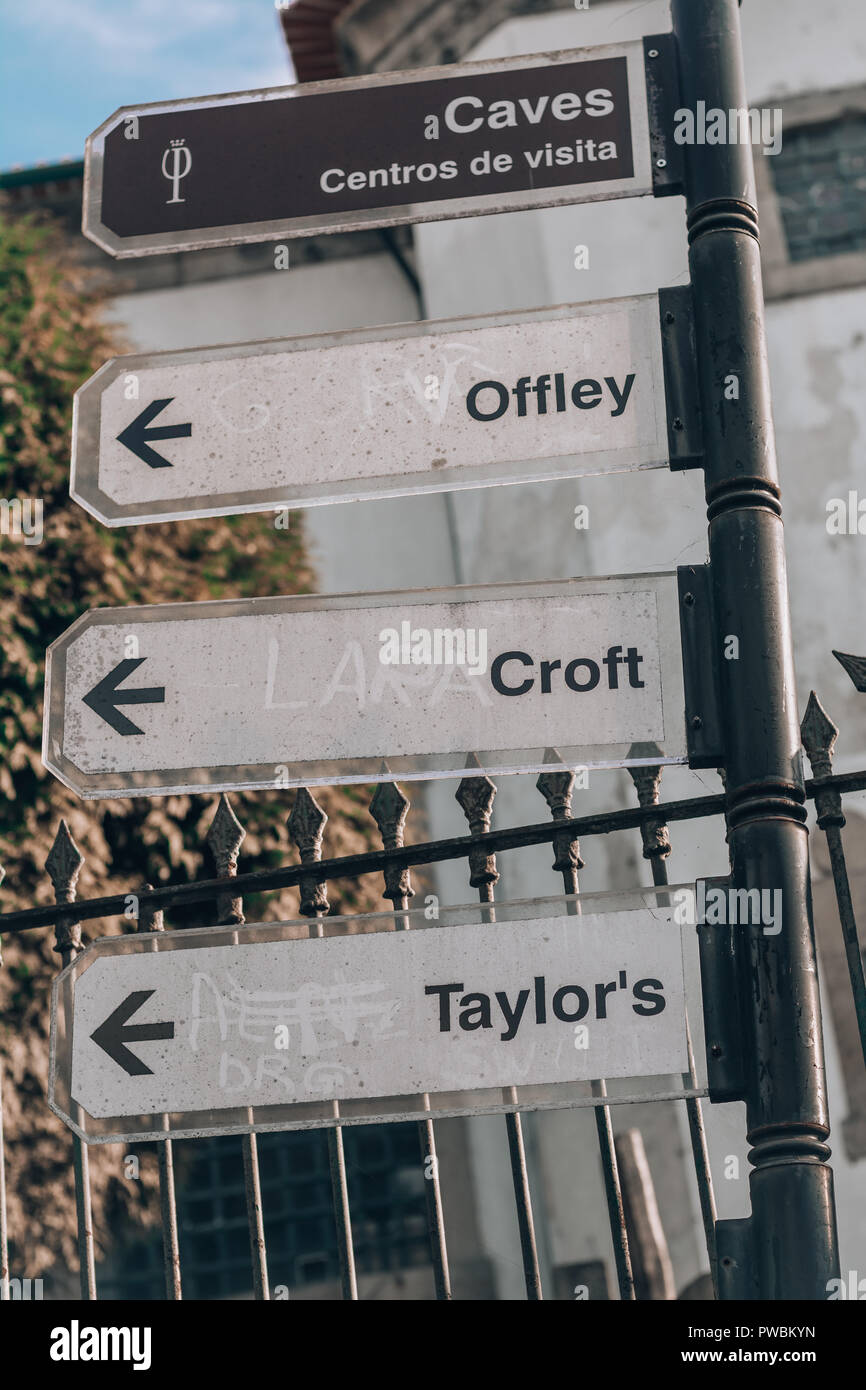 Porto street sign hi-res stock photography and images - Alamy