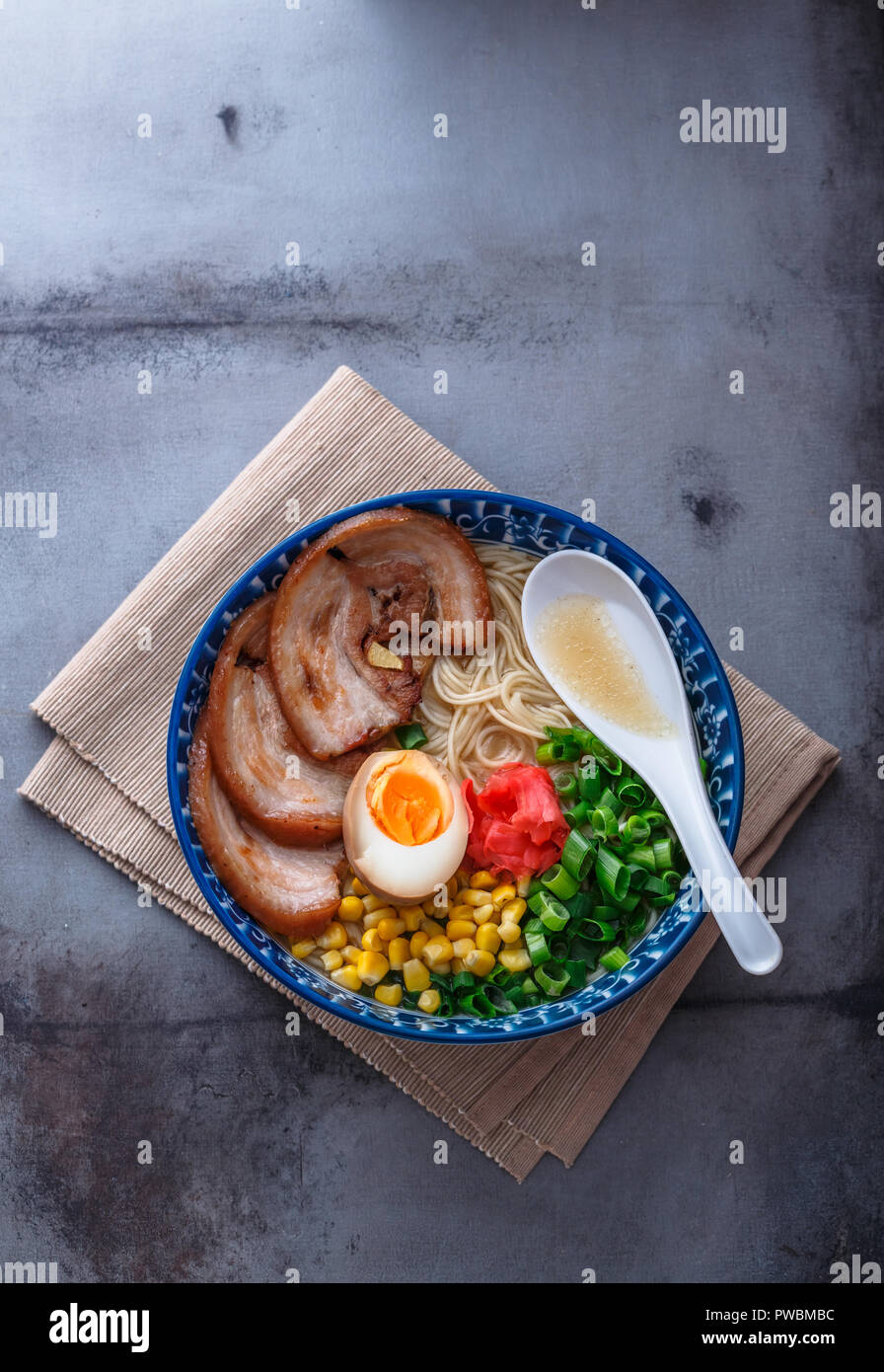 Japanese tonkotsu ramen, pork bone broth noodles, copy space Stock ...