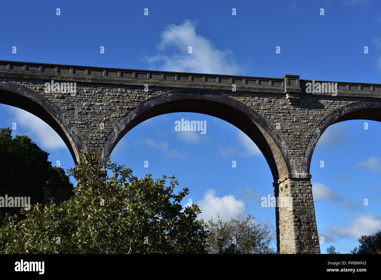 Cornwall viaduct hi-res stock photography and images - Alamy