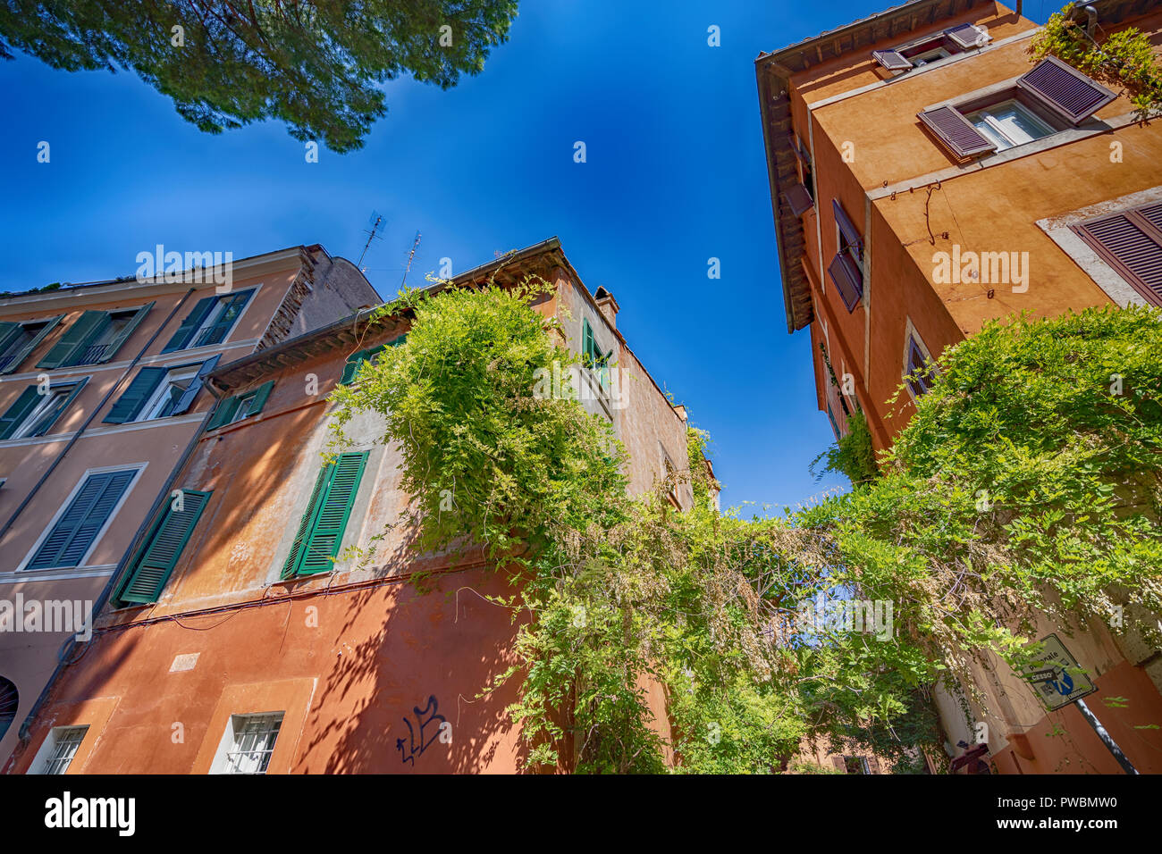 Typical Italian Village Street Scene High Resolution Stock Photography ...
