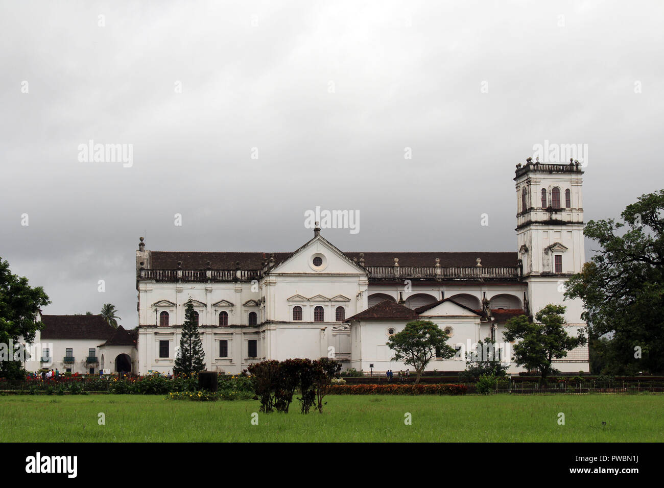 The white majestic Se Cathedral of Old Goa (Goa Velha). Taken in India ...