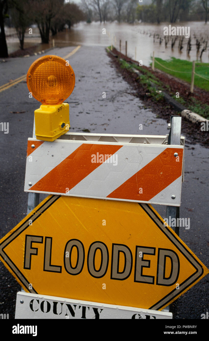 Closed storm surge barrier hi-res stock photography and images - Alamy