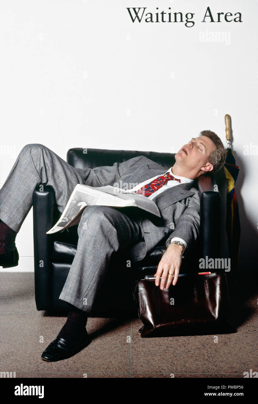 Man in waiting room uncomfortable hi-res stock photography and images ...