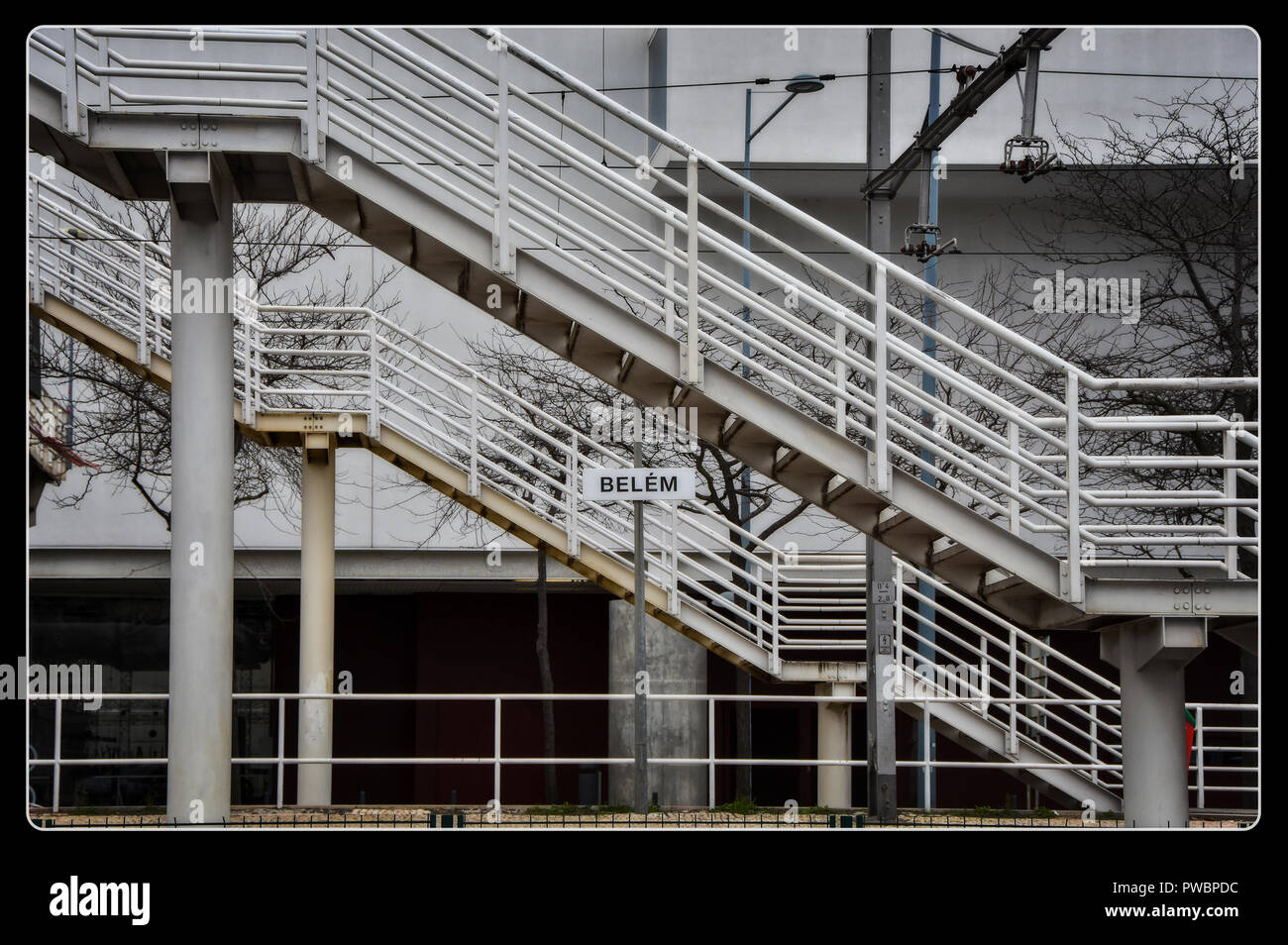 Stairs for crossing the road Stock Photo - Alamy