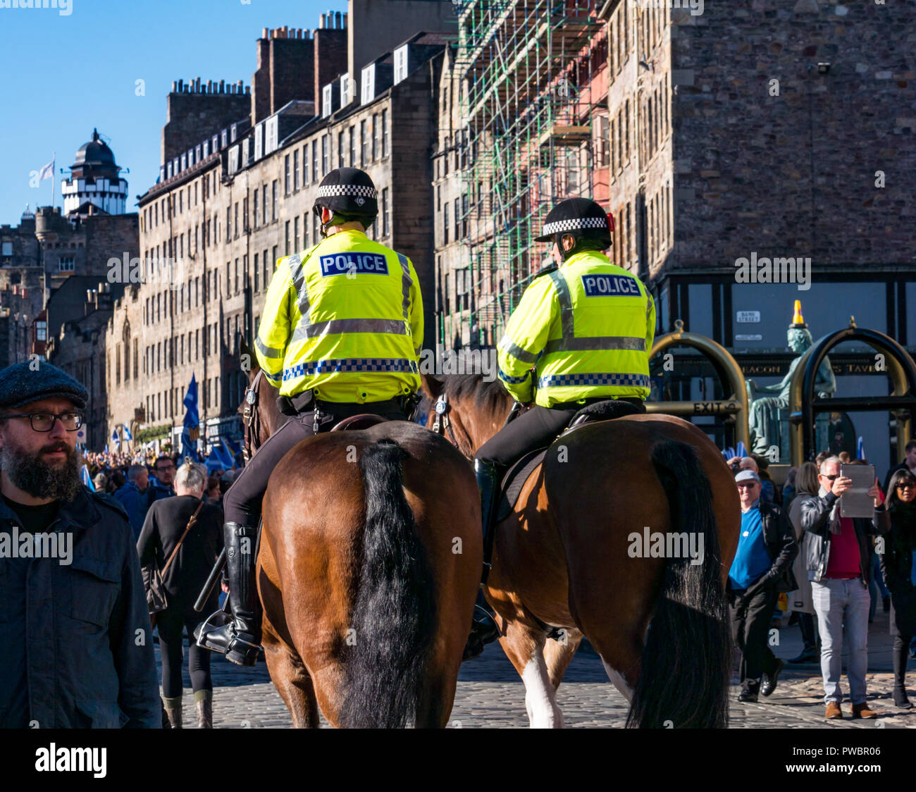 Police Horses Stock Photos & Police Horses Stock Images - Alamy