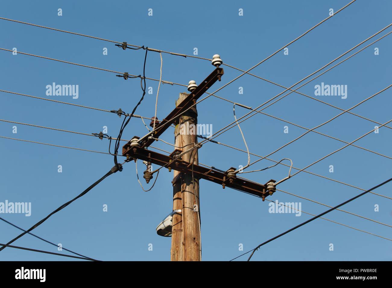 Electric line post Stock Photo - Alamy