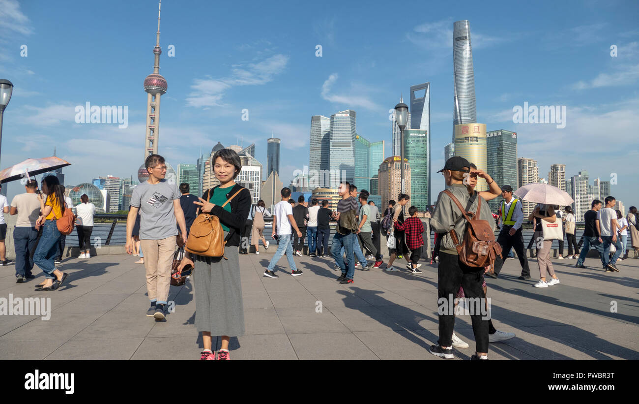 Shanghai, China - 1 Oct 2018: the first day of the long holidays in ...