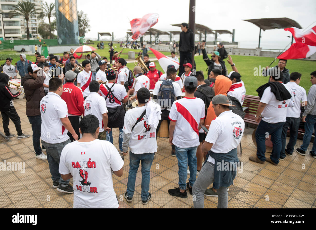 Fanaticism in Peru Peru vs. Chile Soccer Stock Photo - Alamy