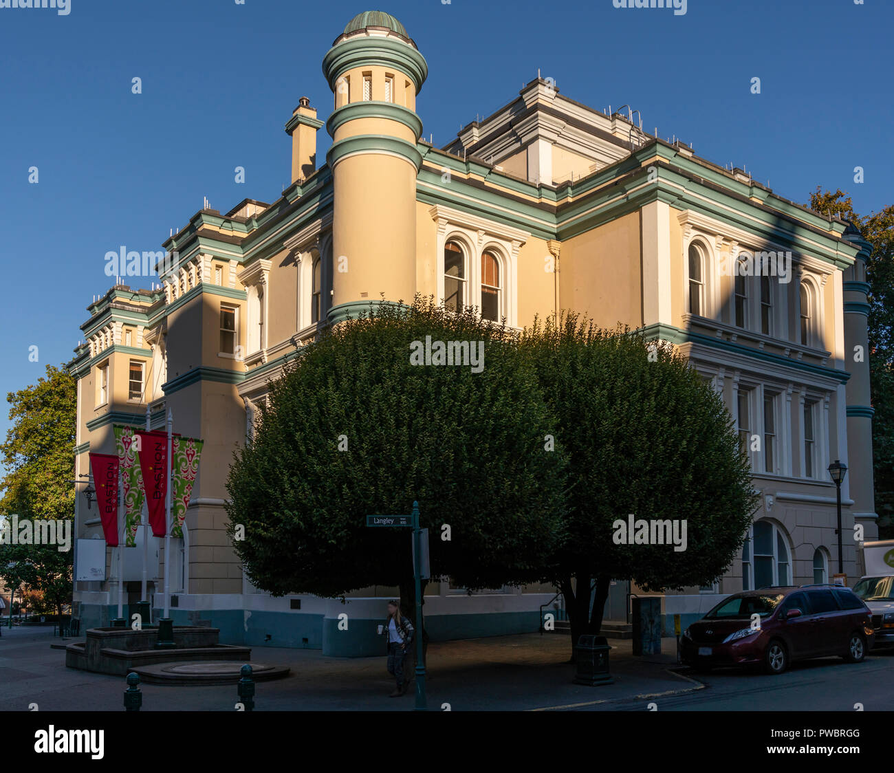 Victoria british columbia bastion square hi-res stock photography and ...