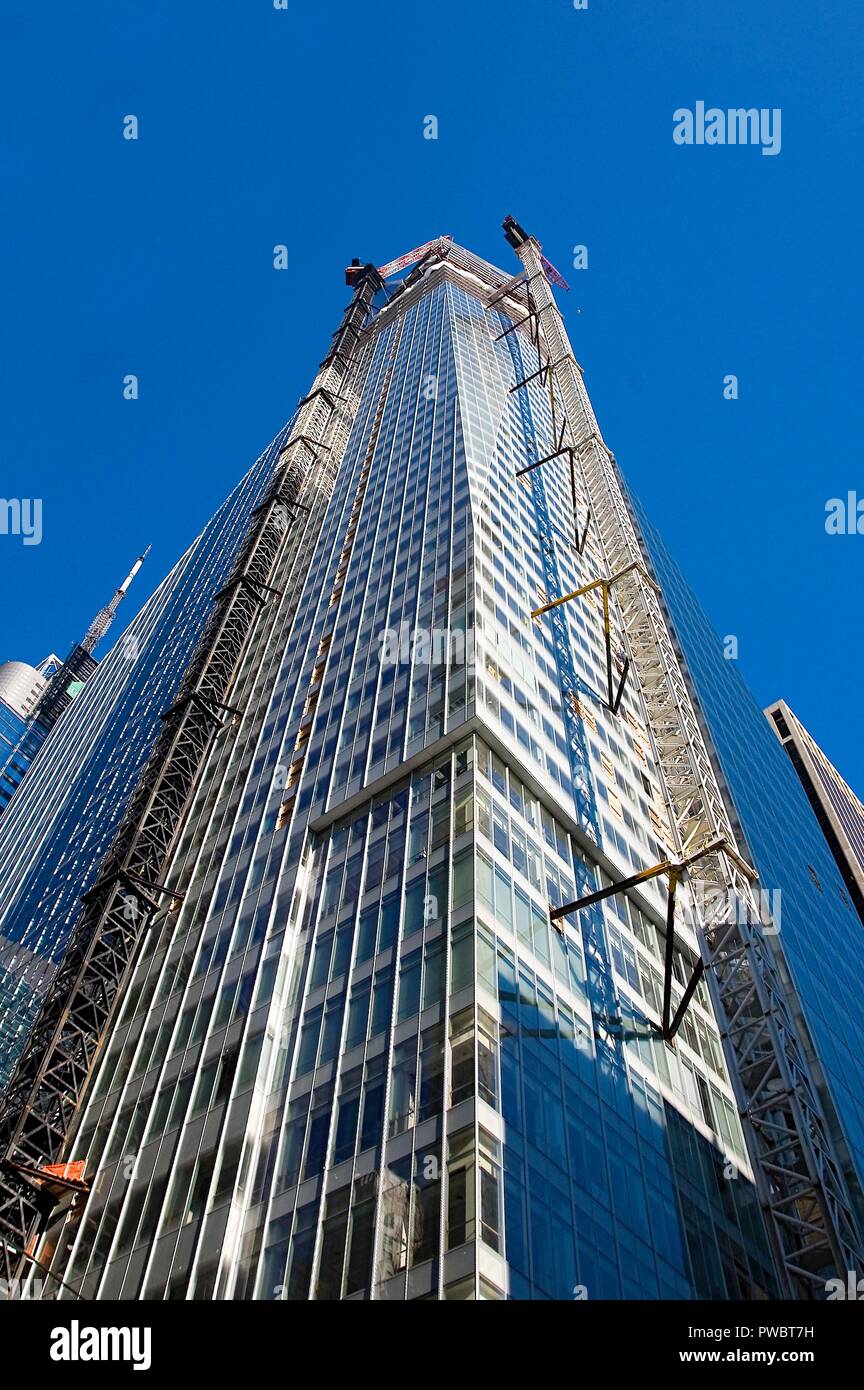 Skyscraper construction in the city Stock Photo - Alamy