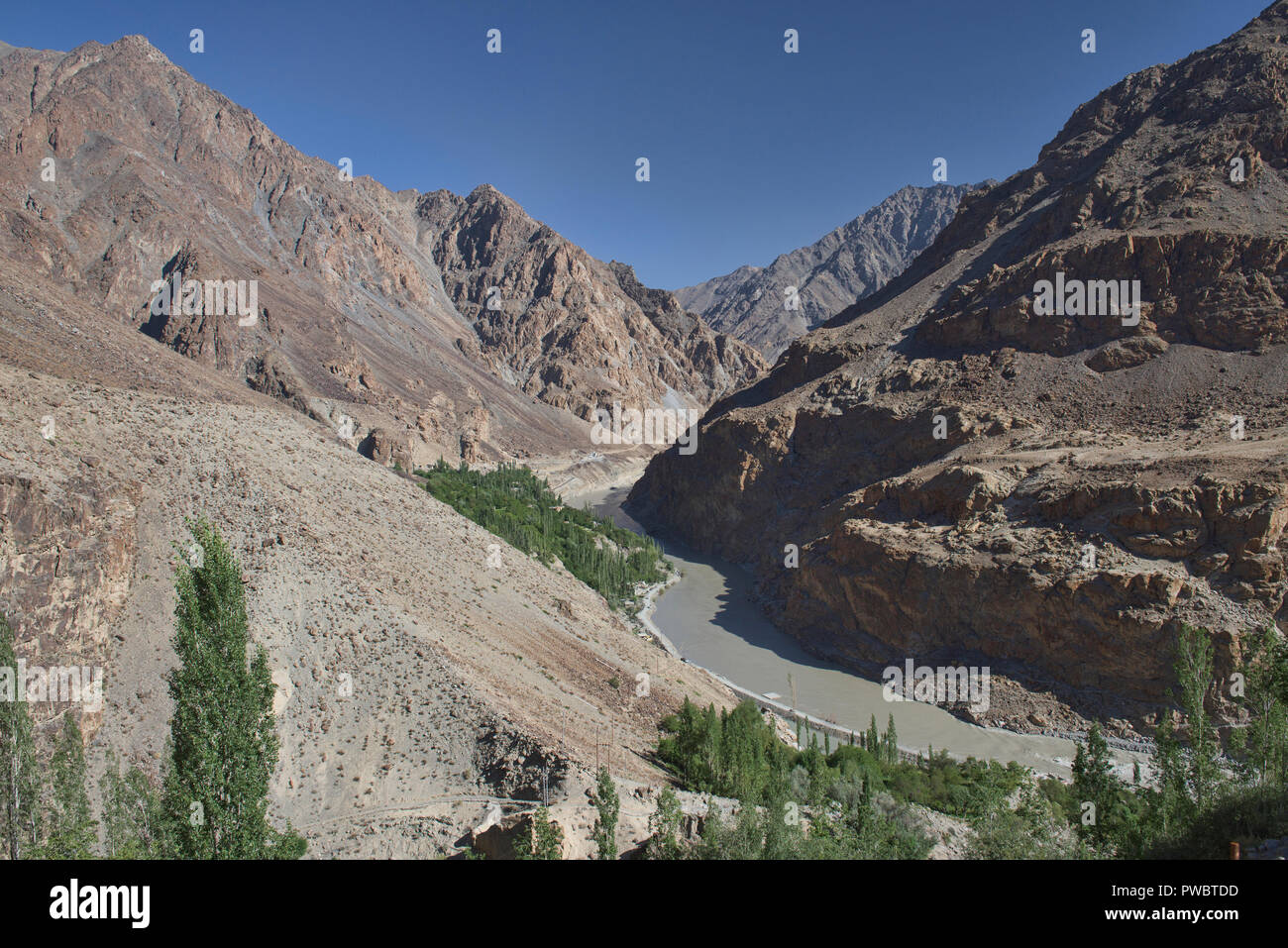 Indus river valley dry hi-res stock photography and images - Alamy