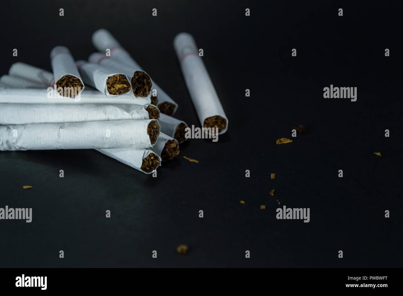 Heap of smoking tobacco hi-res stock photography and images - Alamy