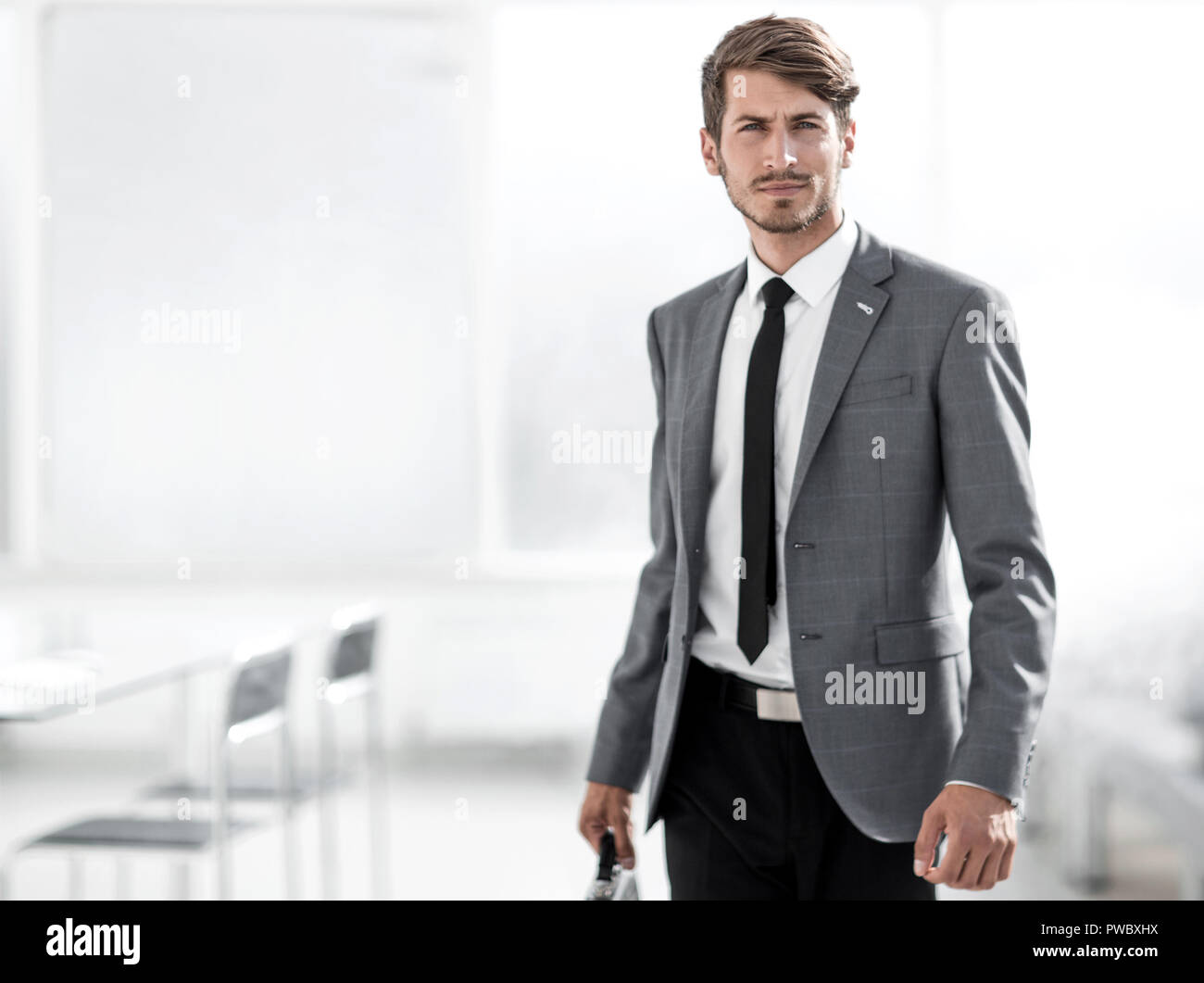 Rescue business leaves hi-res stock photography and images - Alamy