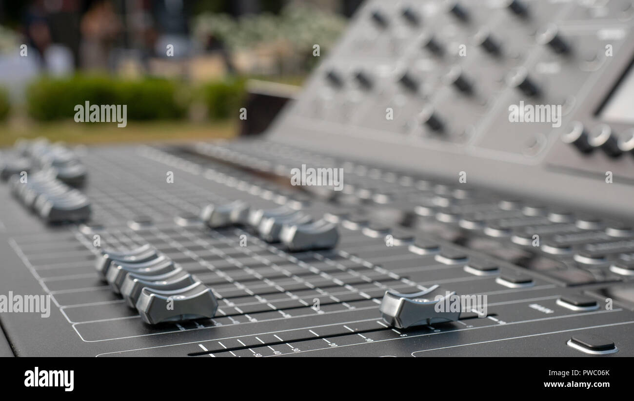 Digital console hi-res stock photography and images - Alamy