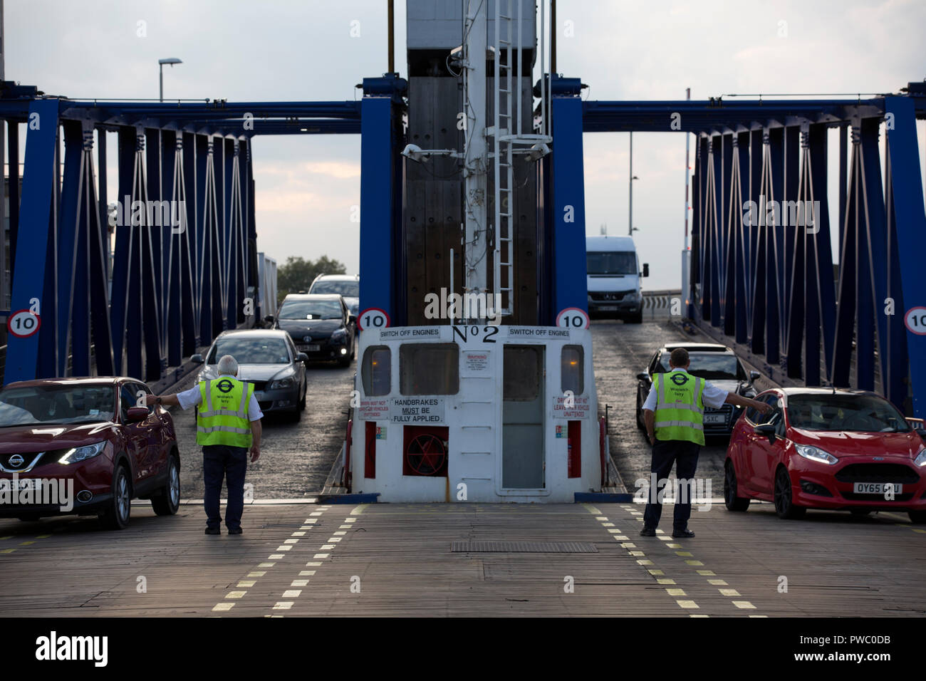 Woolwich Ferry fleet of 1963 vessels take their last voyage on the ...