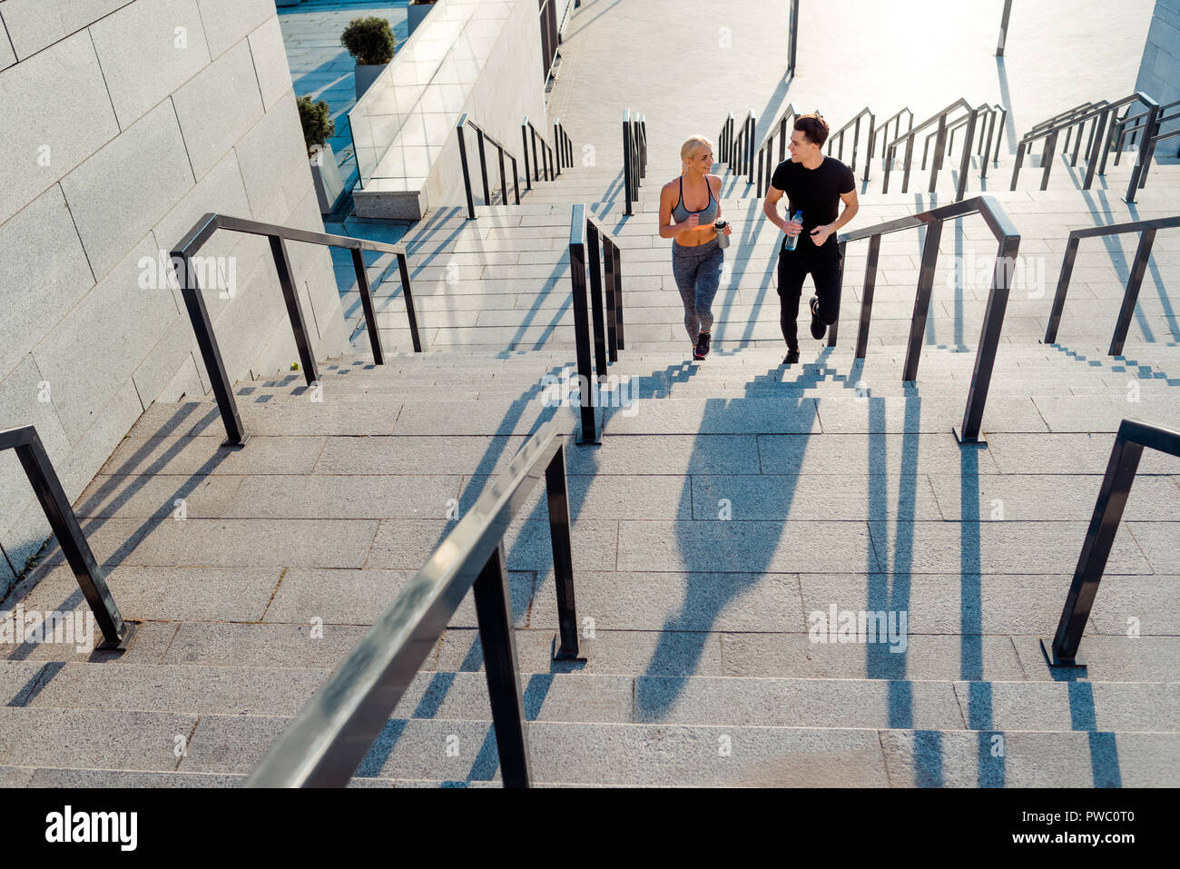 Couple training outdoors going hi-res stock photography and images - Alamy