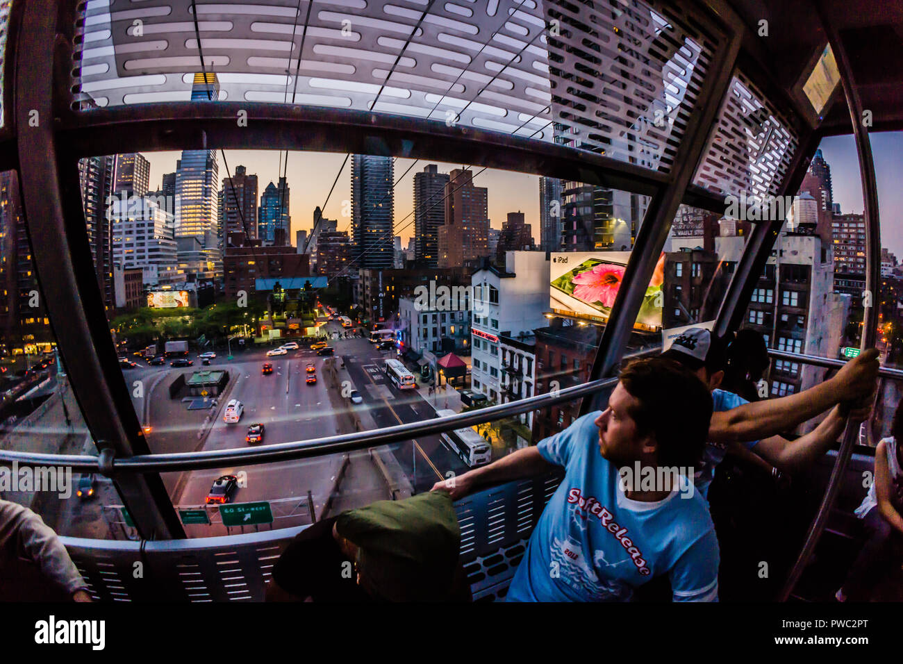 Roosevelt Island Tramway Manhattan New York, New York, USA Stock Photo ...