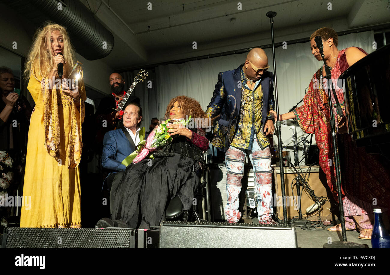 Wendy oxenhorn hi-res stock photography and images - Alamy