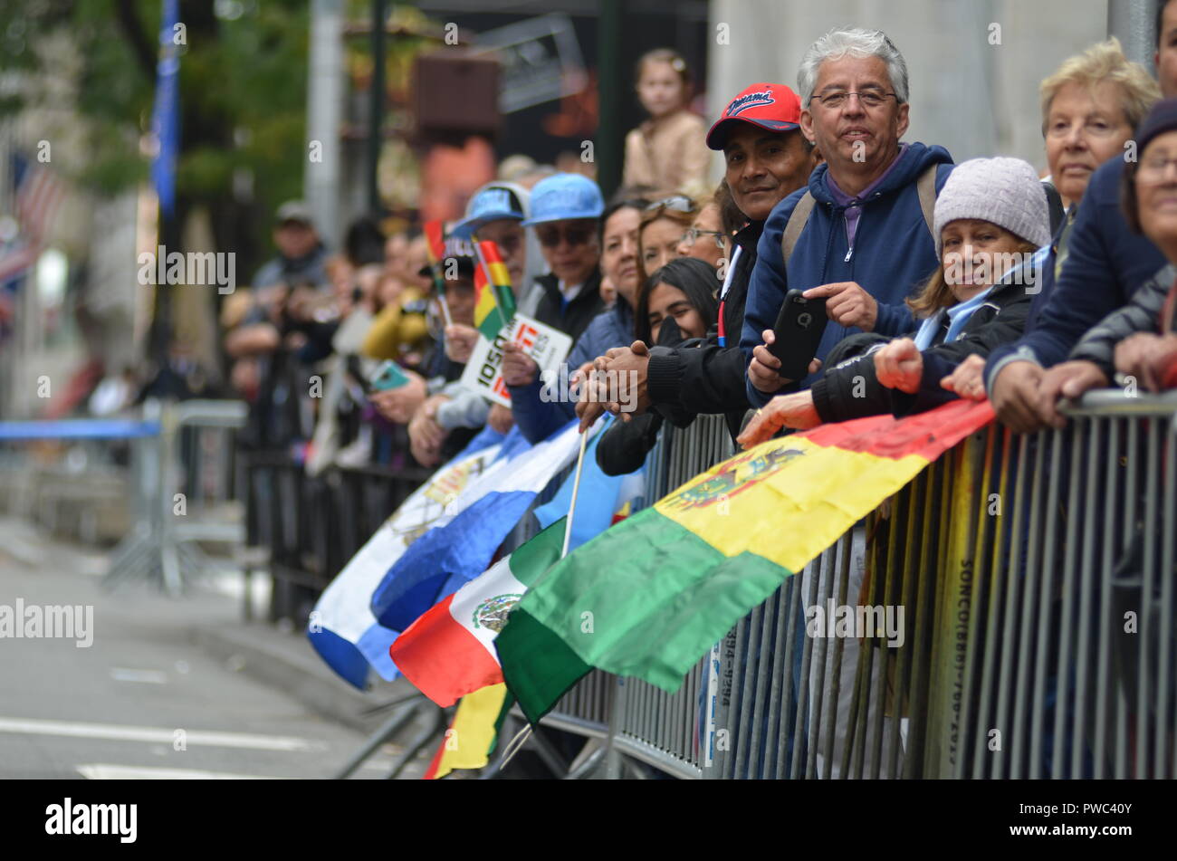 Hispanic heritage month parade hi-res stock photography and images - Alamy
