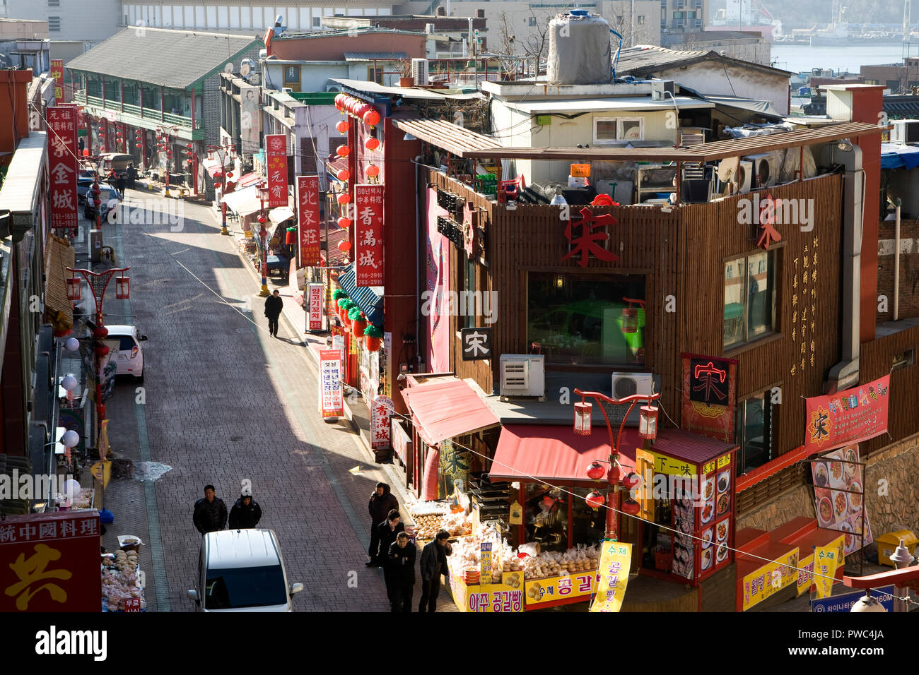 Incheon street hi-res stock photography and images - Alamy