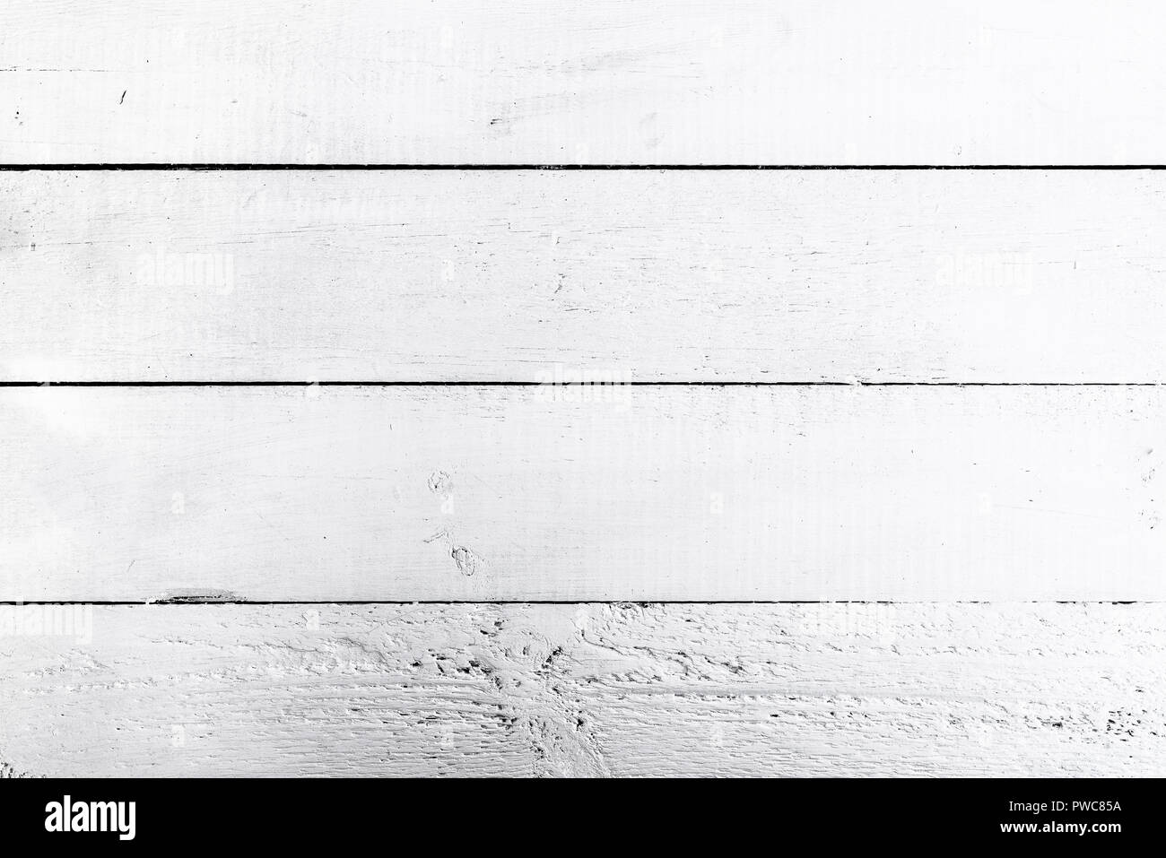 Timber table top hi-res stock photography and images - Alamy