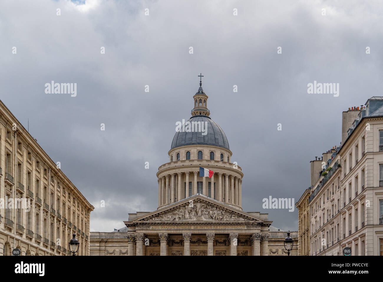 Paris Pantheon capitol dome with french waving flag Stock Photo - Alamy