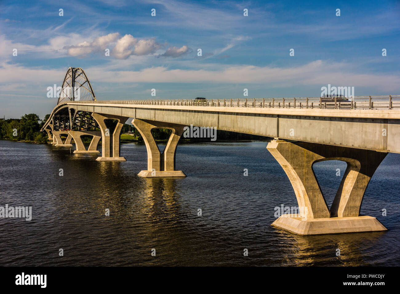 Champlain Bridge High Resolution Stock Photography and Images - Alamy