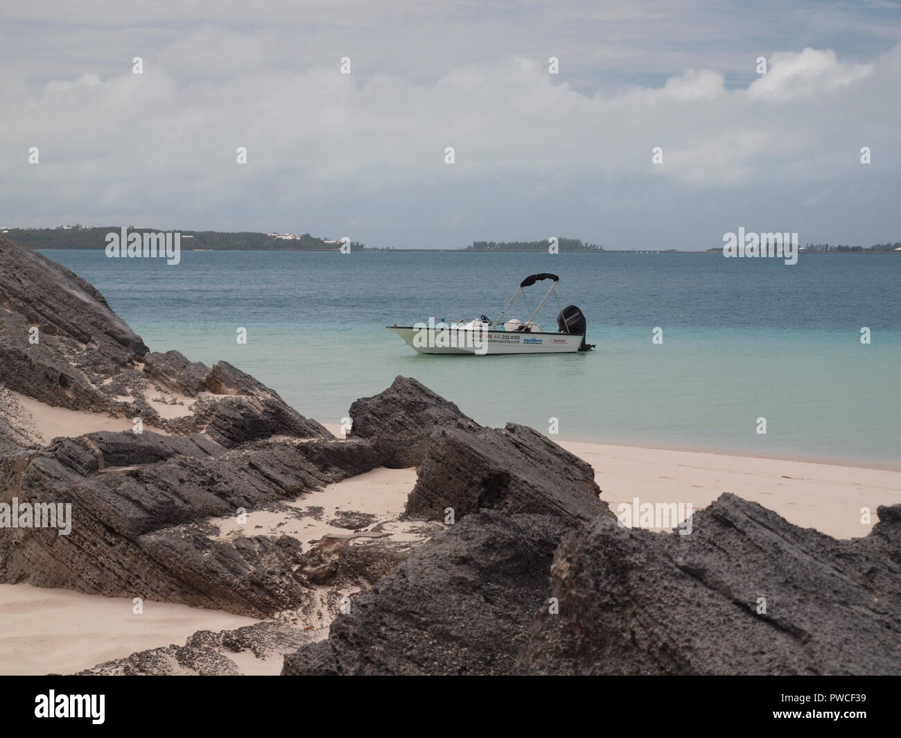 Frickes Beach in Castle Harbour, Bermuda. Secluded and quiet Stock ...