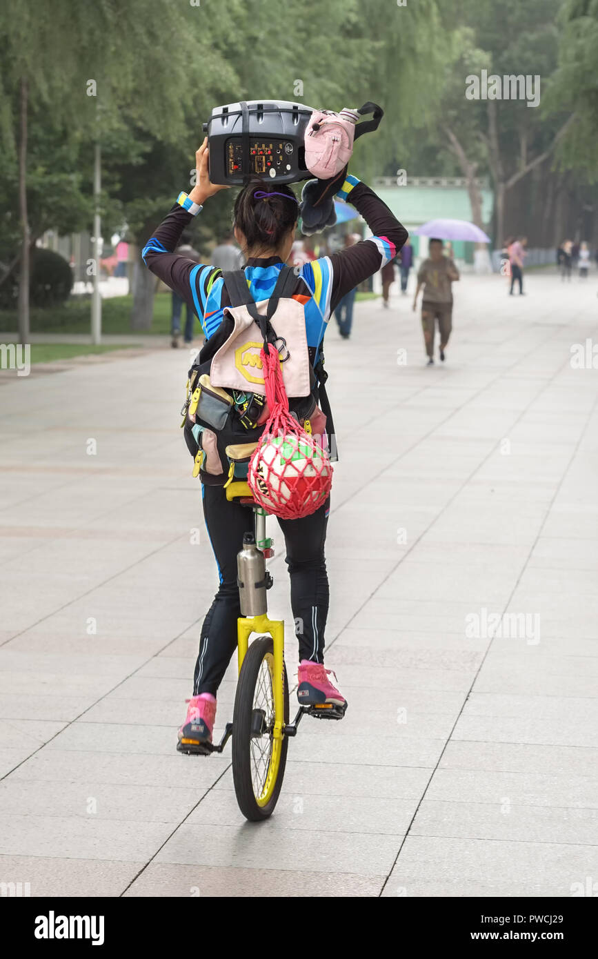 Unicycle girl hi-res stock photography and images - Alamy