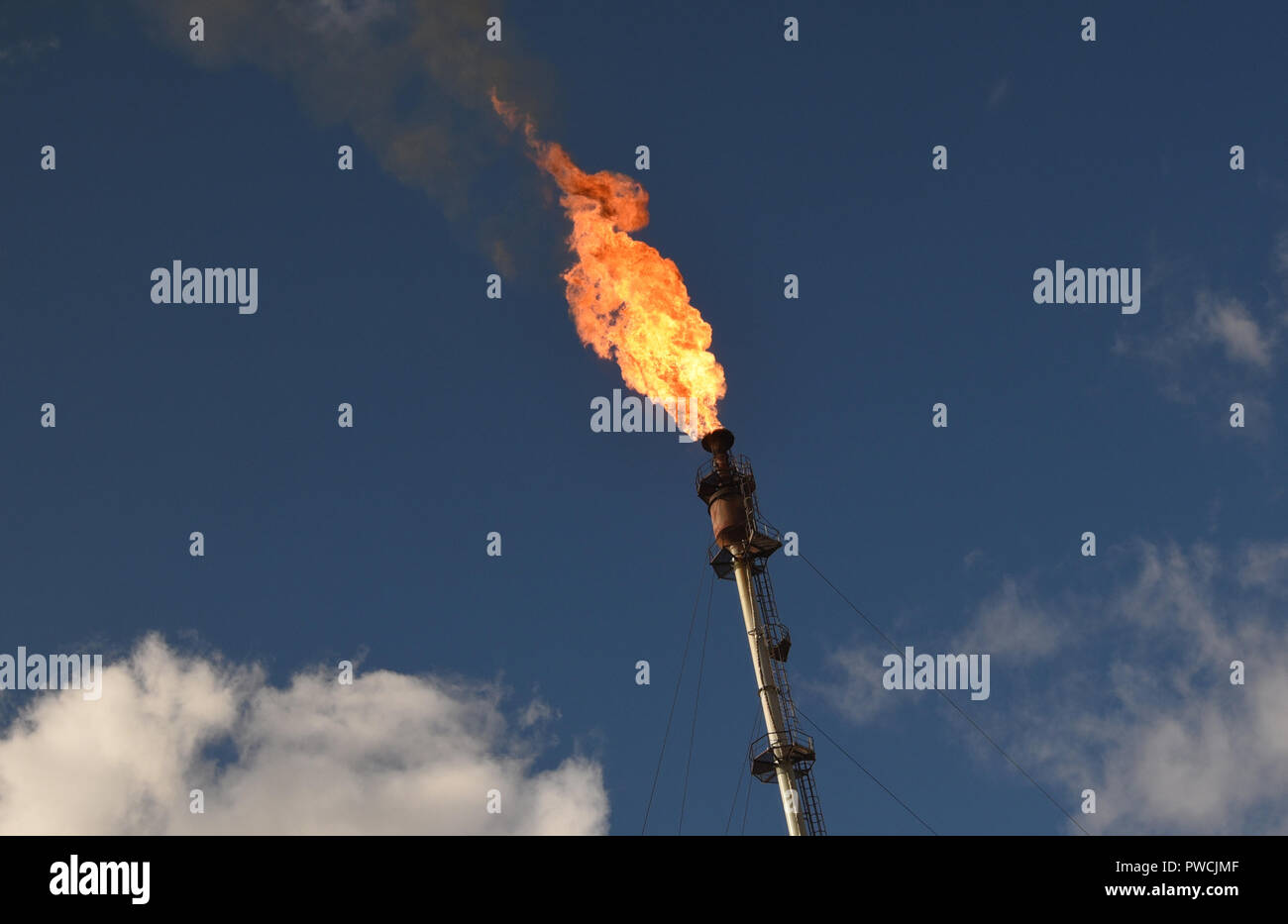 Factory pipe hi-res stock photography and images - Alamy