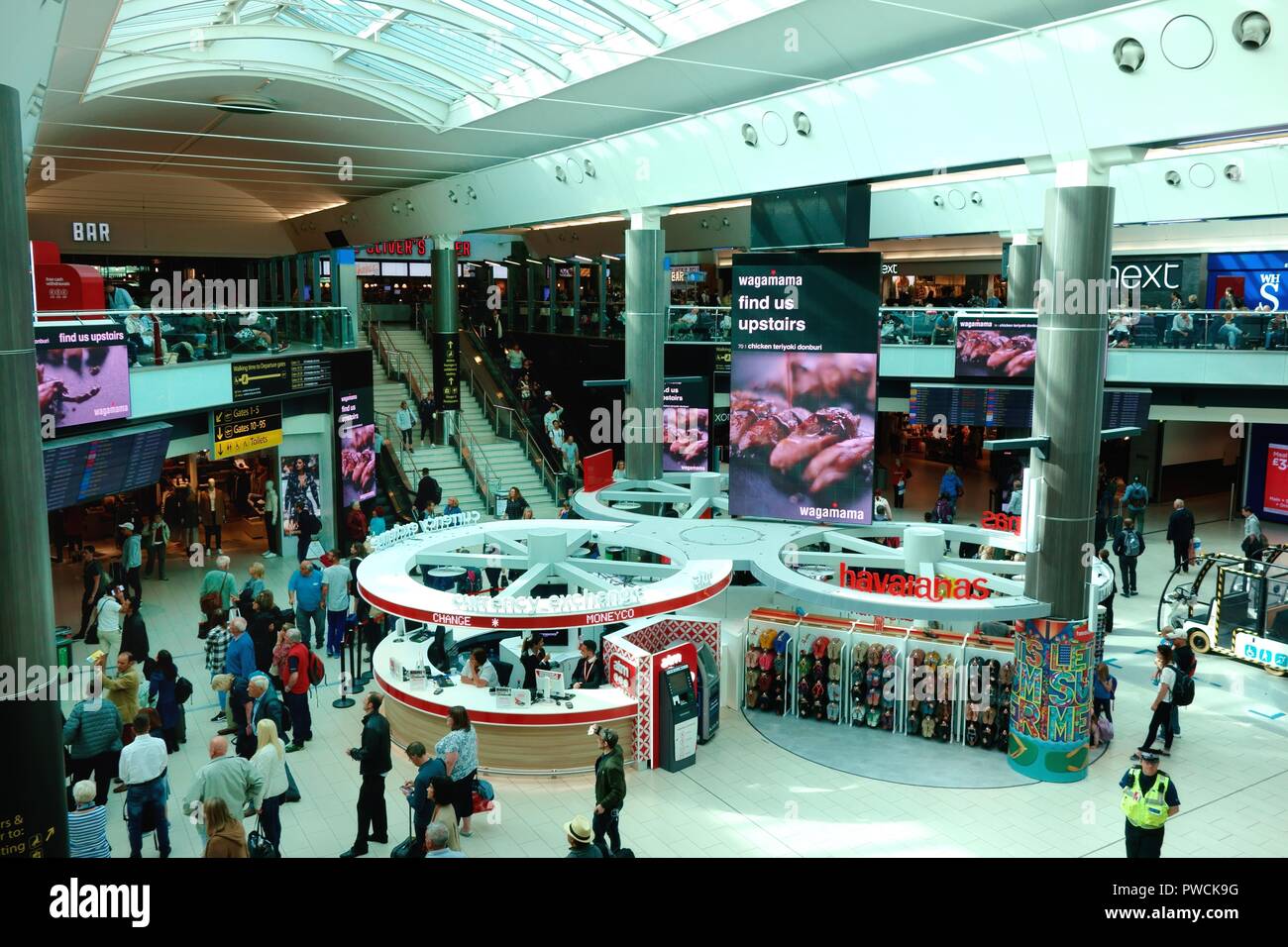 Shops and restaurants in departure lounge of Gatwick Airport South ... Shops and restaurants in departure lounge of Gatwick Airport South ...